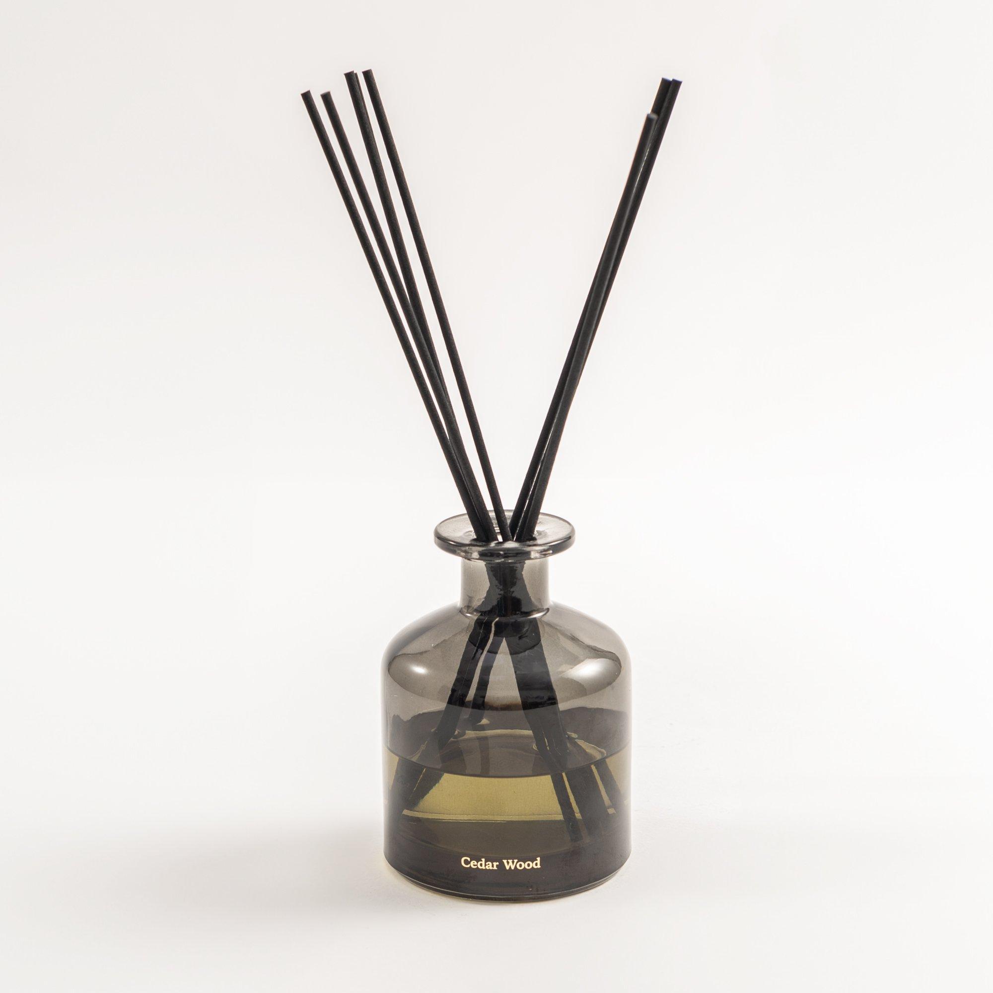 Cedar wood diffuser with fiber sticks 200 ml - eXtra
